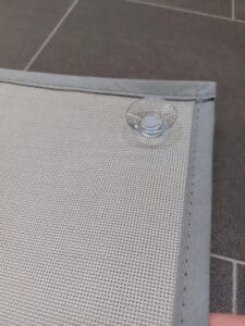 Zonwering bevestig je eenvoudig met zuignappen